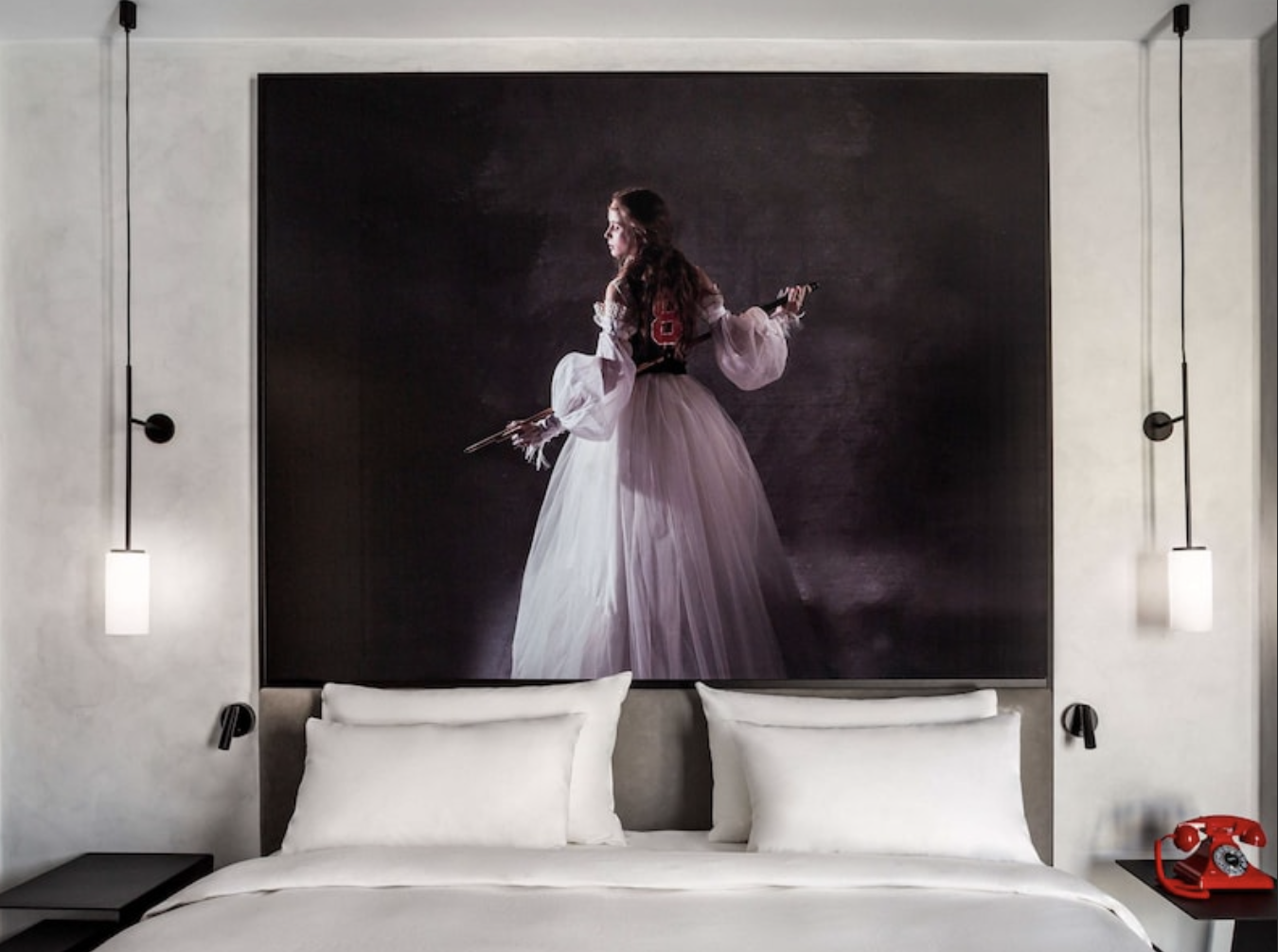 Interiores que hacen honor a su nombre: abre el primer Radisson Red de ...