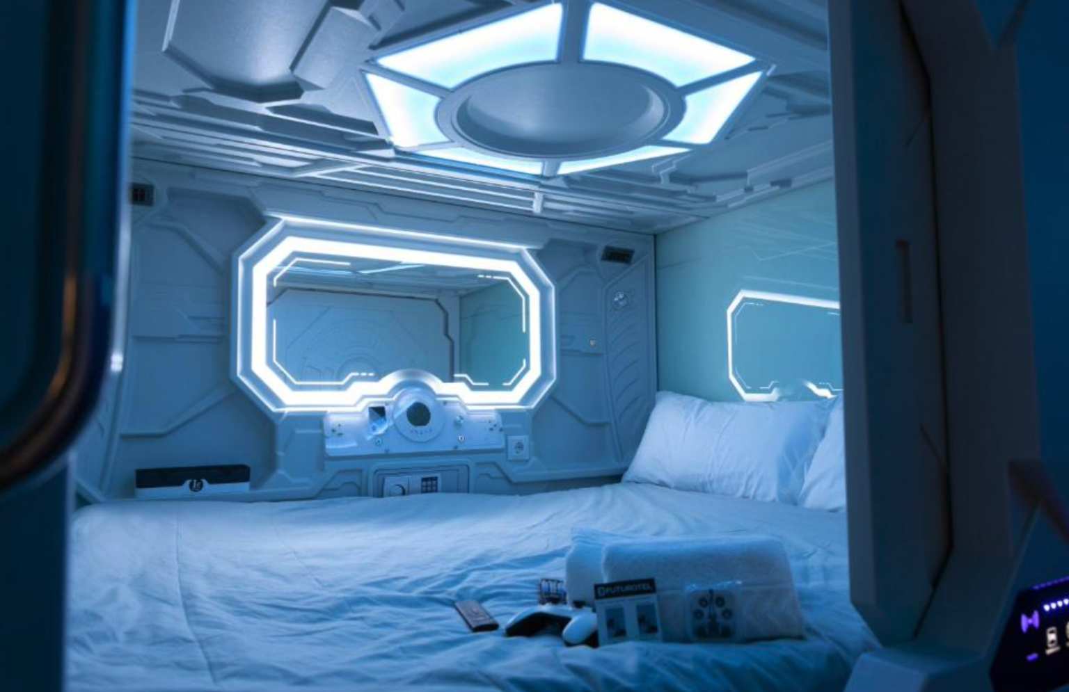 Hotel cápsula inteligente en Málaga: todos los detalles tecnológicos en ...